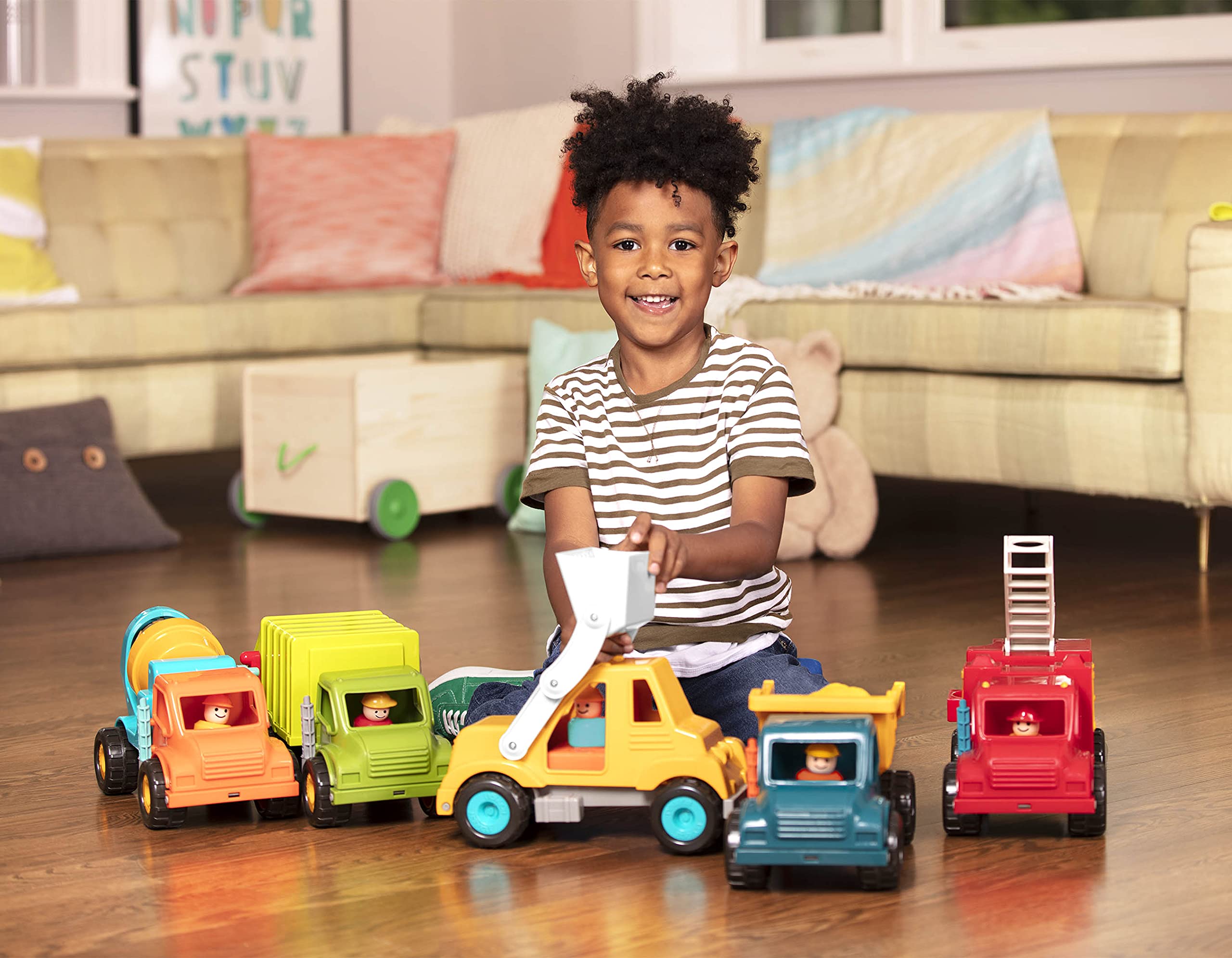 Battat – Toy Fire Truck & Figures – Classic Toddler Trucks – Red Fire Engine Toy – Soft Rubber Wheels – 18 Months + – Fire Engine