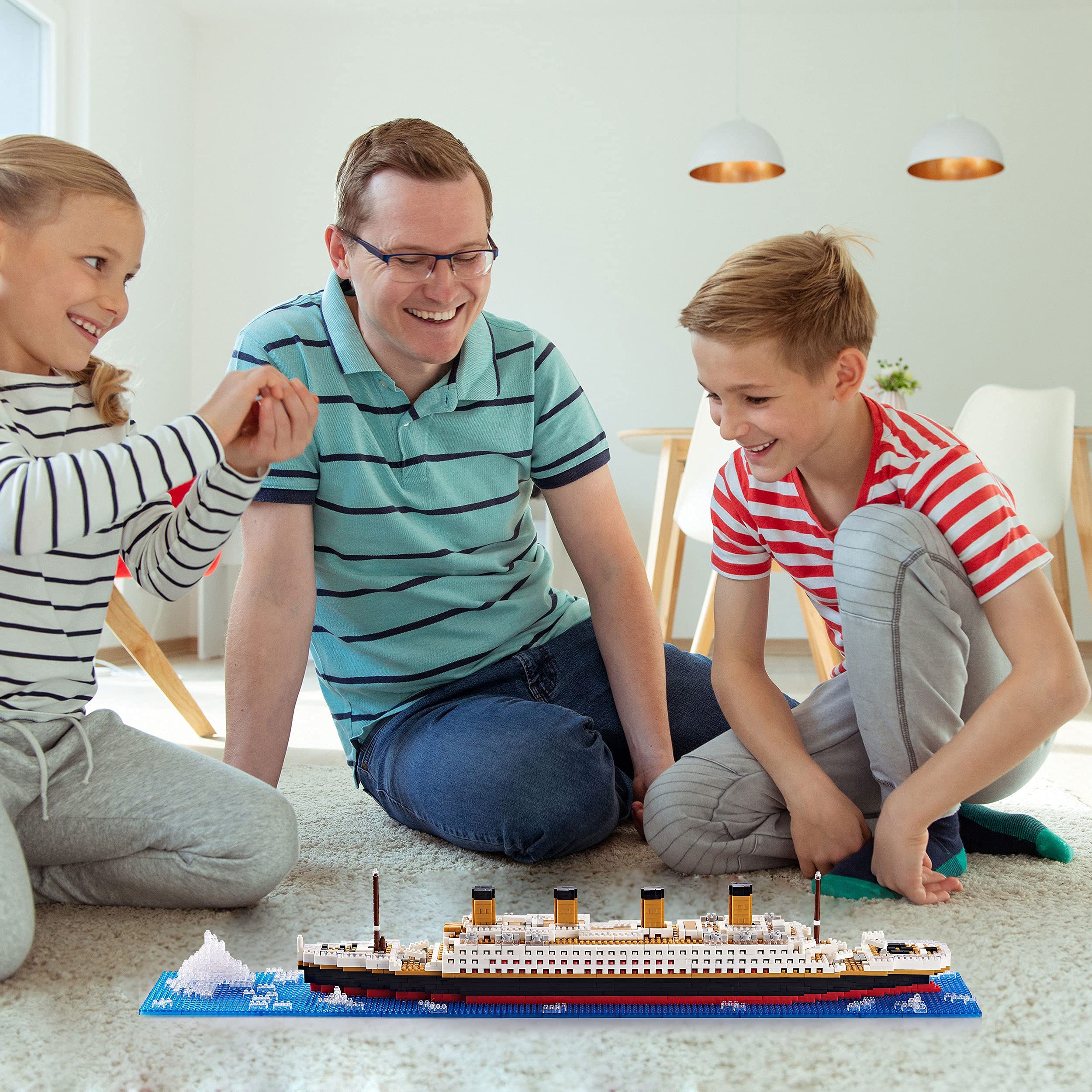 DAFDAG Titanic Large Size Mini Building Blocks Building Kit for DIY Mini Building Blocks and Toy Gifts for Adults or 14+ Kids (1872 Pieces)