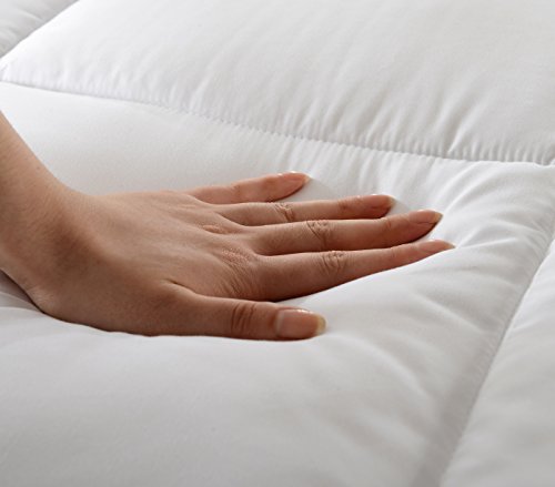Cheer Collection Down Alternative Hypoallergenic Mattress Topper with Elastic Anchor Bands - Queen Size (60" x 80")
