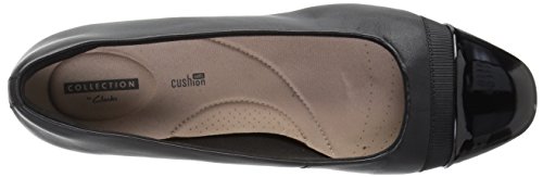 Clarks womens Juliet Monte Pump, Black Leather/Synthetic, 8.5 Wide US