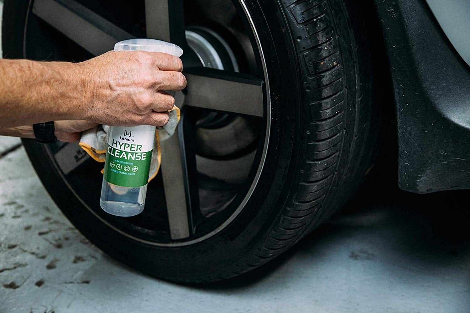 Lithium Hyper Cleanse- All Purpose Cleaner- Newest Science in Cleaning Leather, Plastic, Carpet, Vinyl, Removes The Toughest Stains, Protects, Penetrates Cracks and Grooves. (16oz)