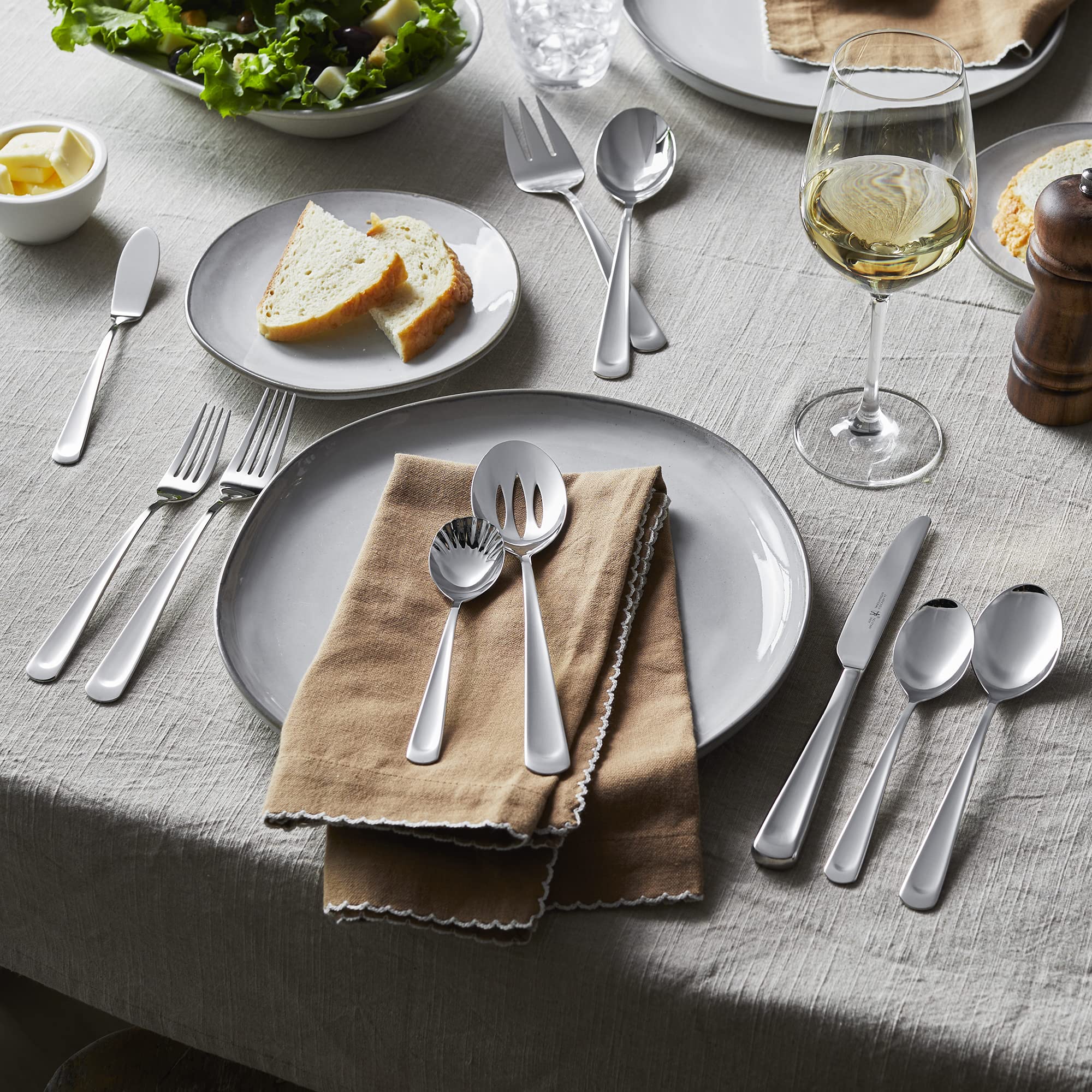 Henckels Silvano 45-pc 18/10 Stainless Steel Flatware Set, Silver
