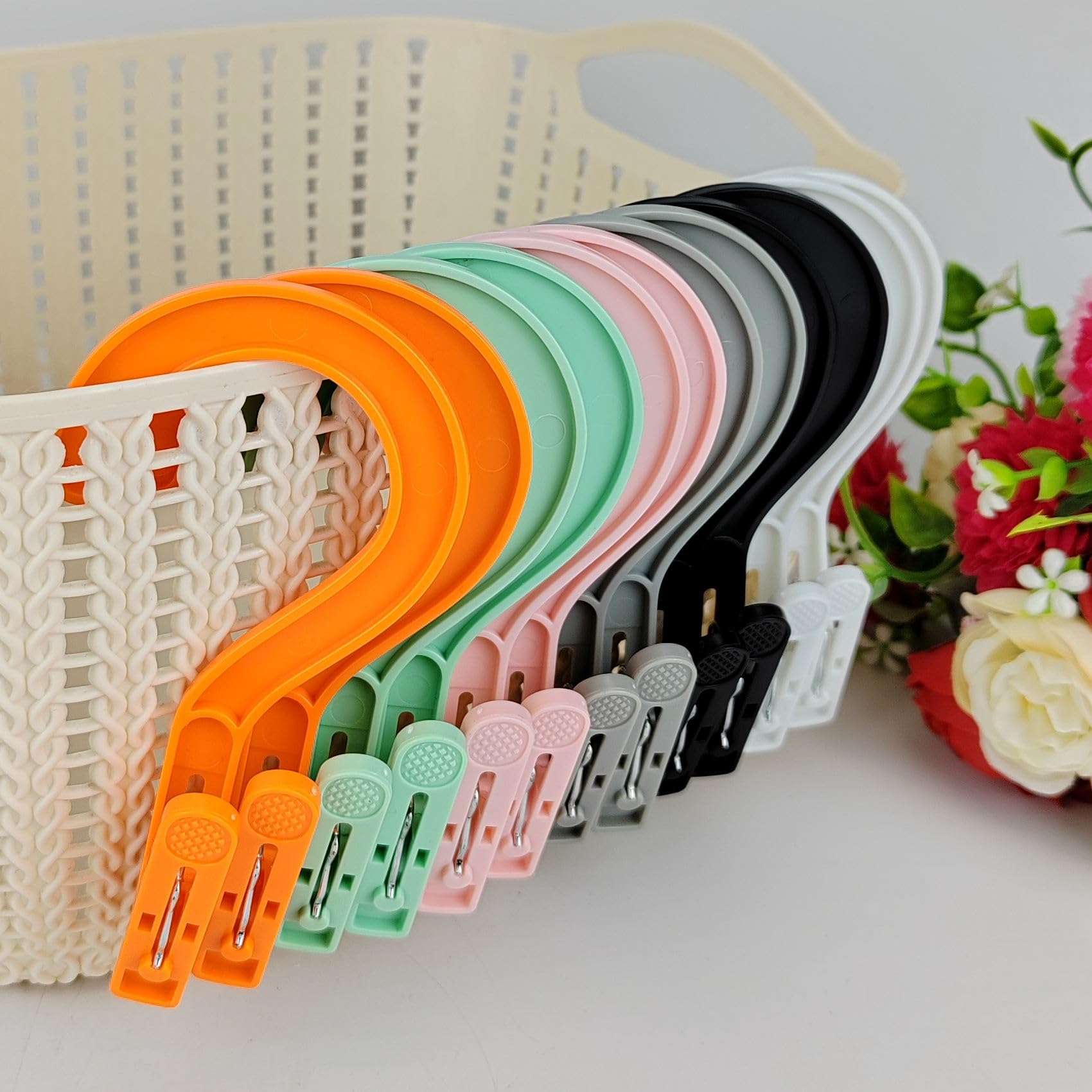 Laundry Hooks Boot Hangers Plastic Clothes Pins Hanger Clips for Bathroom Travel Portable Multicolor (24Pcs)