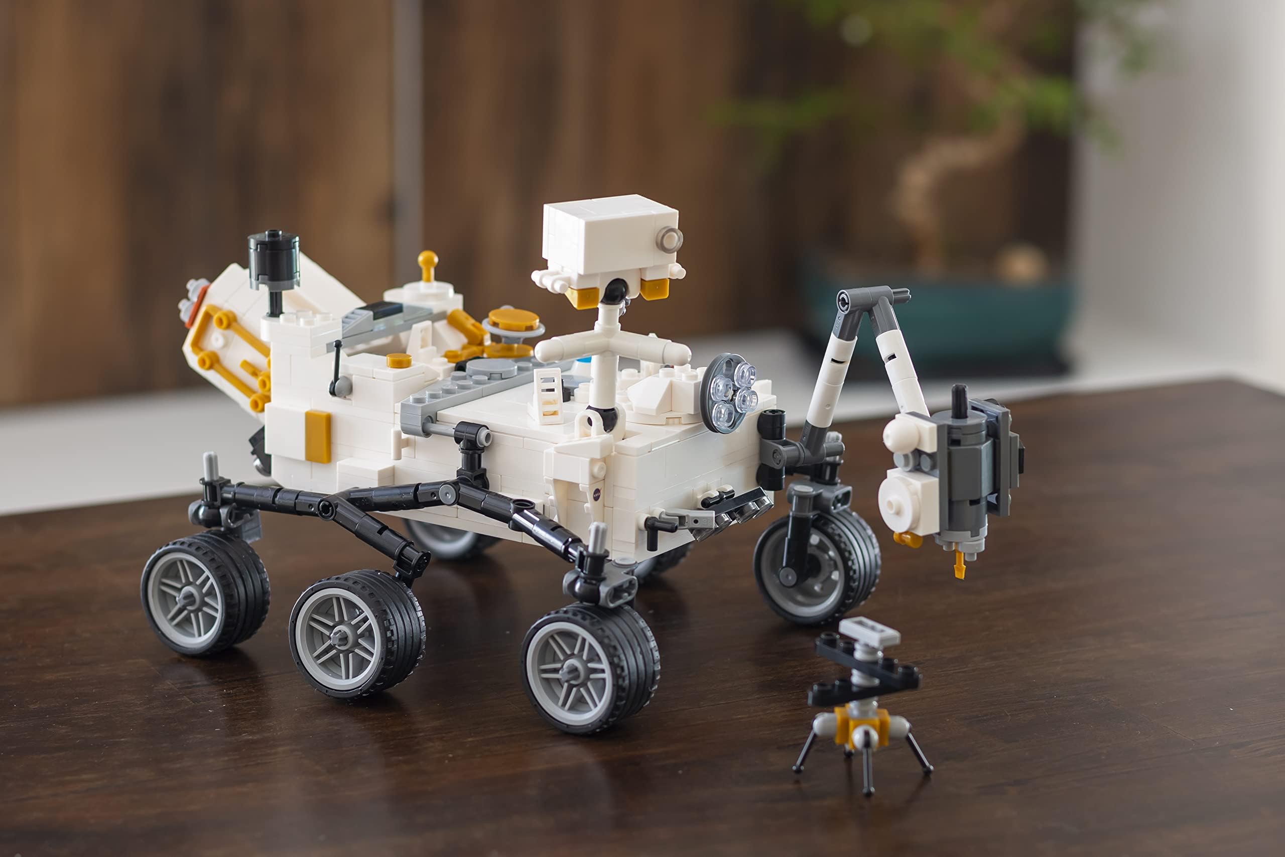 Brick Loot Officially Licensed NASA Mars Rover Perseverance Model Kit, Toy Car Building Blocks, STEM Kits, Space Gifts for Adults or Kids 6 +, Compatible with Lego and Other Major Brands, 603 Pieces