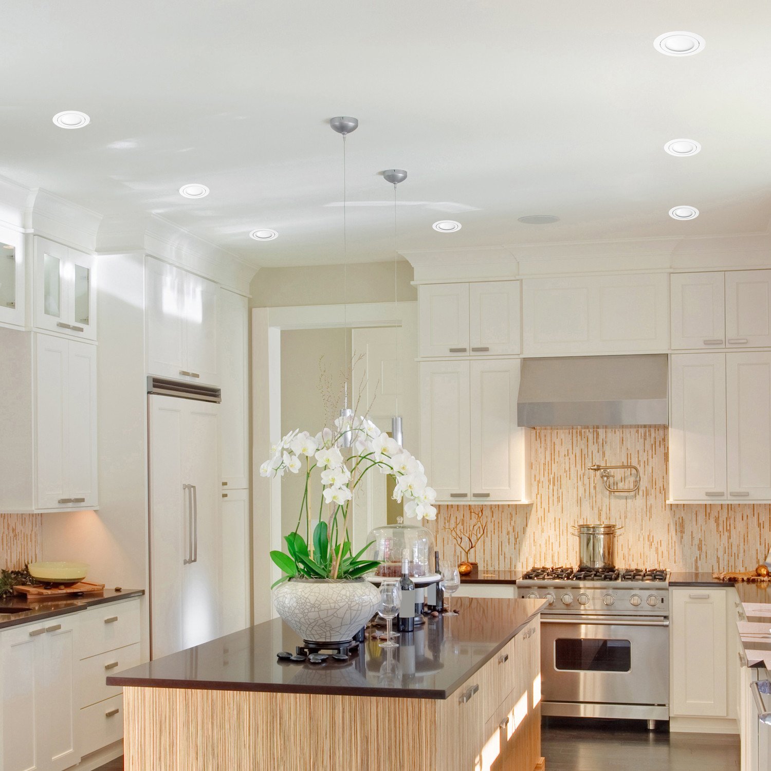 Globe Electric 91127 4" Ultra Slim Swivel LED Integrated Recessed Lighting Kit 4-Pack, 9 Watts, Energy Star, IC Rated, Dimmable, Wet Rated, White, 4.25" Hole Size, LED Recessed Light, Bathroom Lights
