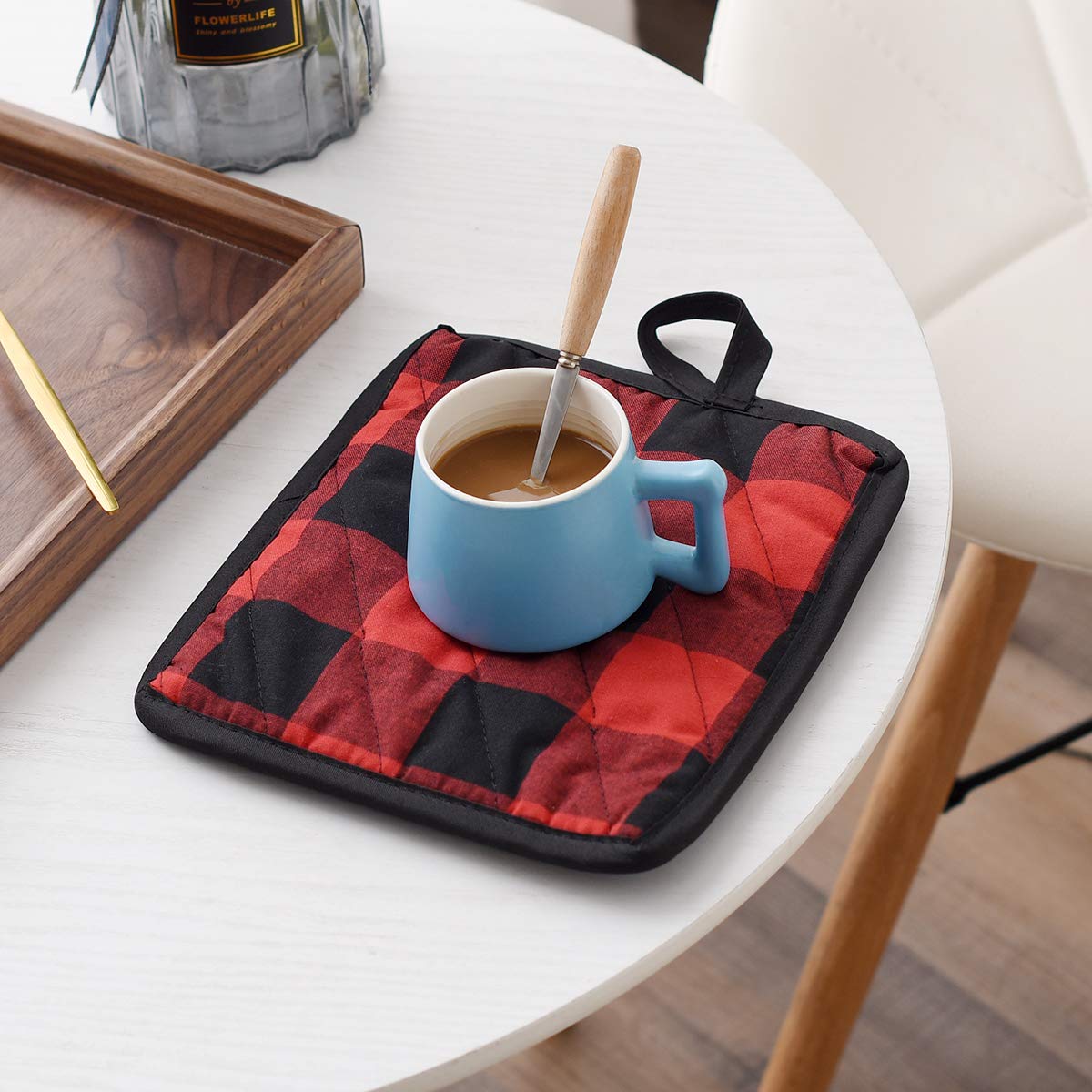 6 Pieces 100% Classic Check Pattern Potholder , Heat Resistant with Pocket for Easy Grip. (Red Plaid)