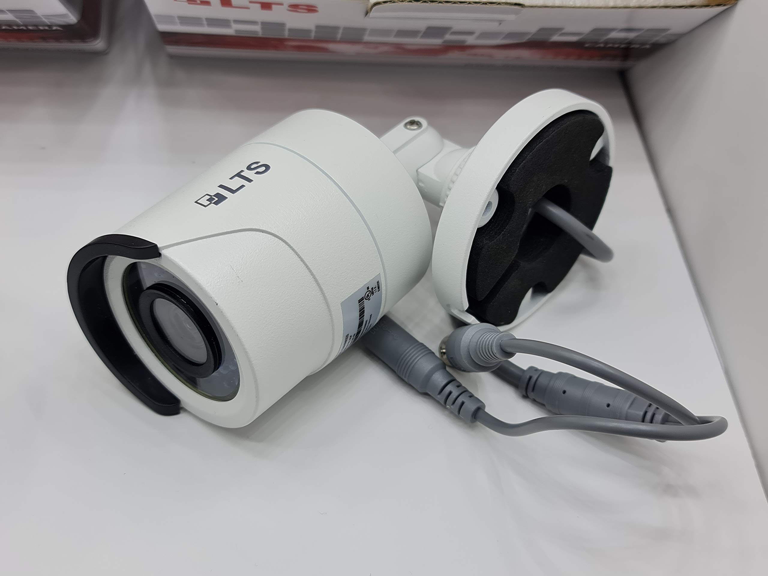 eco – Platinum HD-TVI Bullet Camera 2.1MP CMHR6222