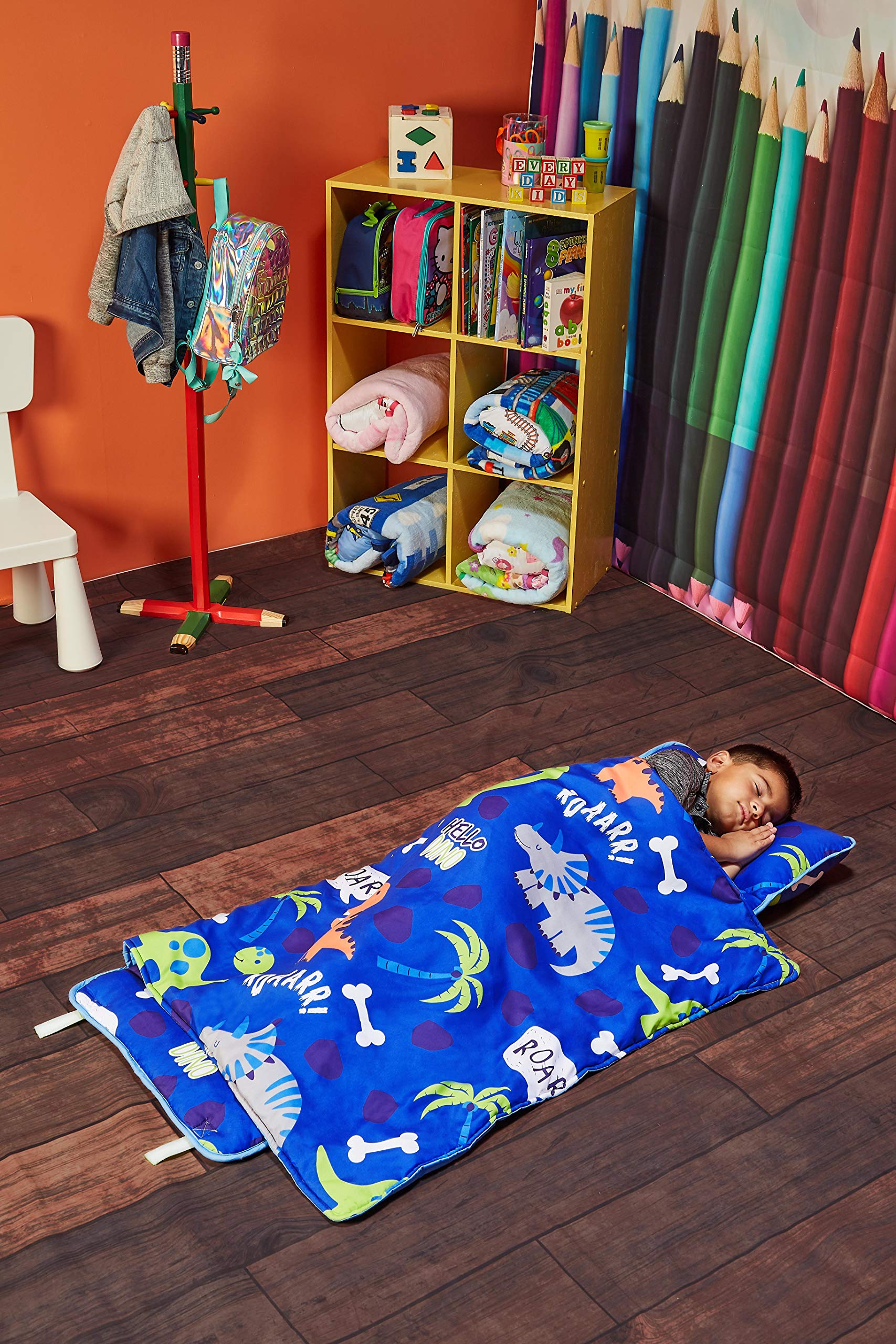 EVERYDAY KIDS Nap Mat with Removable Pillow - Roarin' Dinos - Carry Handle with Straps Closure, Rollup Design, Soft Microfiber for Preschool, Daycare, Travel Sleeping Bag - Ages 3-6 Years