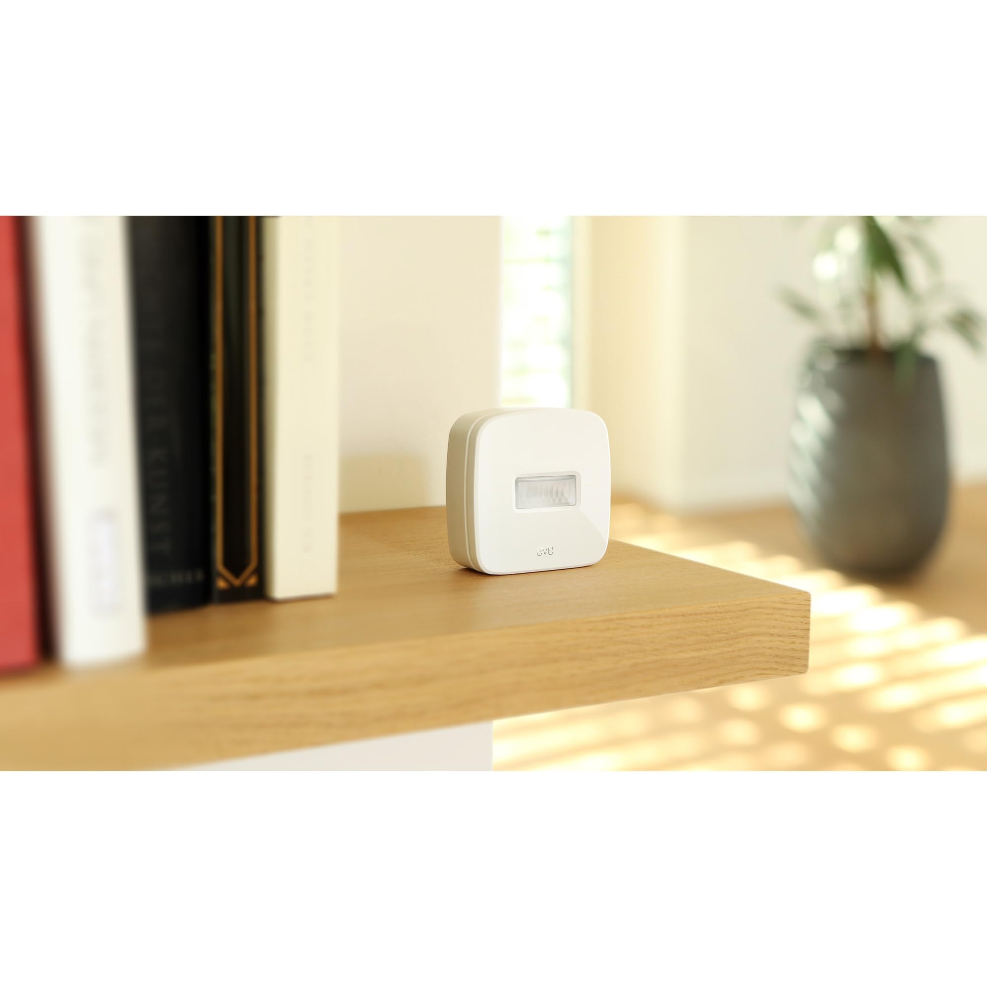Eve Motion - Apple HomeKit Smart Home Motion Sensor for Triggering Accessories and Scenes, White (Not Thread Enabled)