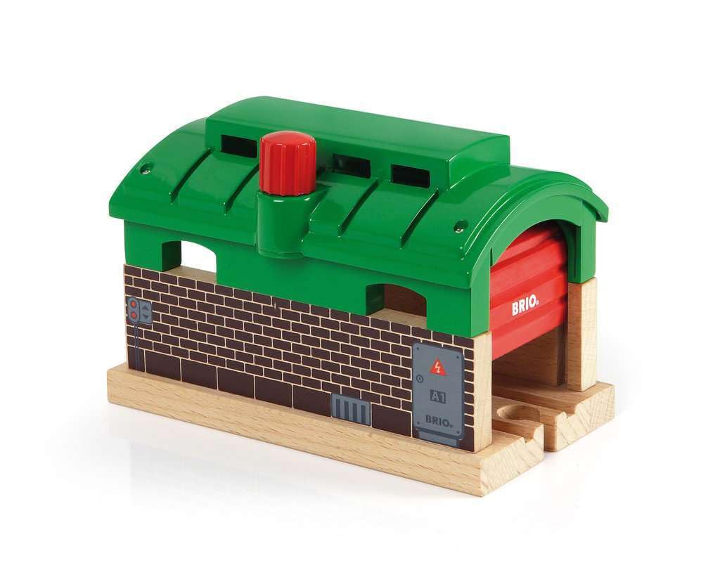 BRIO World 33574 - Train Garage - 1 Piece Wooden Toy Train Accessory for Kids Age 3 and Up