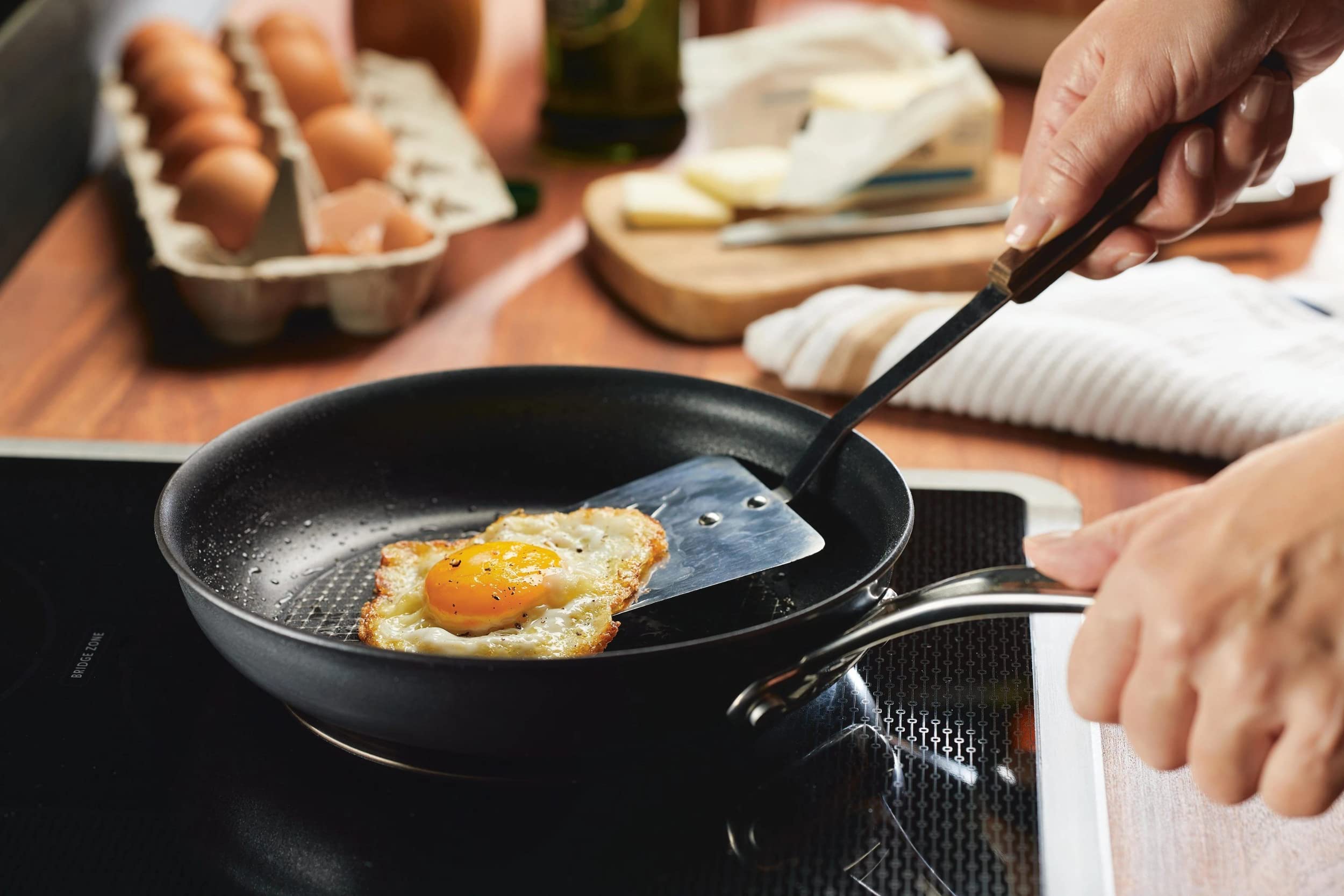 Anolon X SearTech Aluminum Nonstick Cookware Frying Pan, 8.25-Inch, Super Dark Gray