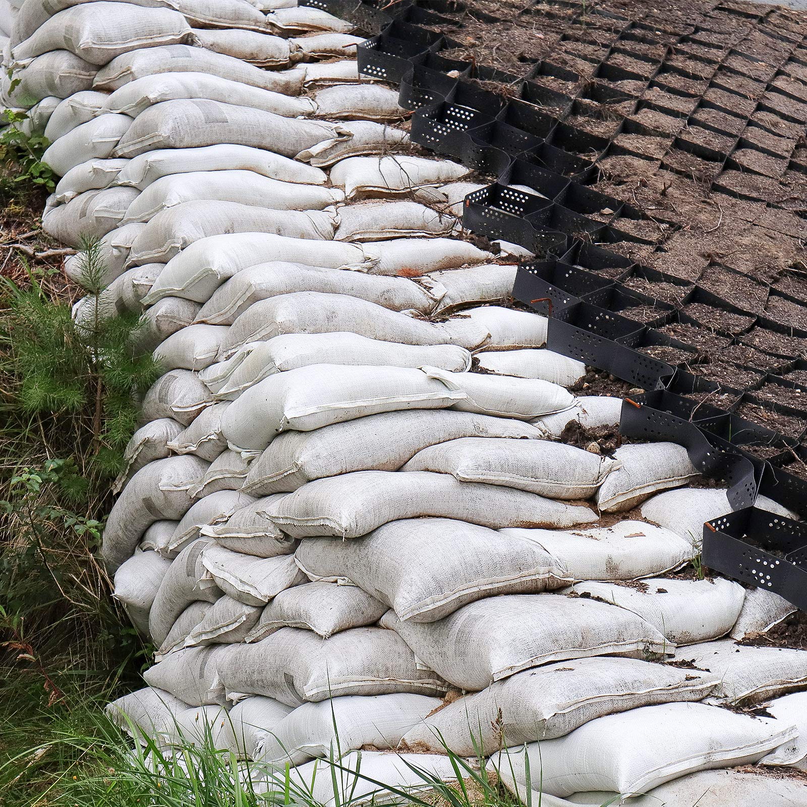 Shappy 100 Pieces Empty Sandbag Heavy Duty Flooding Outdoor Woven Polypropylene Sand Bags with Solid Ties for UV Protection Emergency Situation Roadblock Building Construction, 26 x 14 Inches (White)