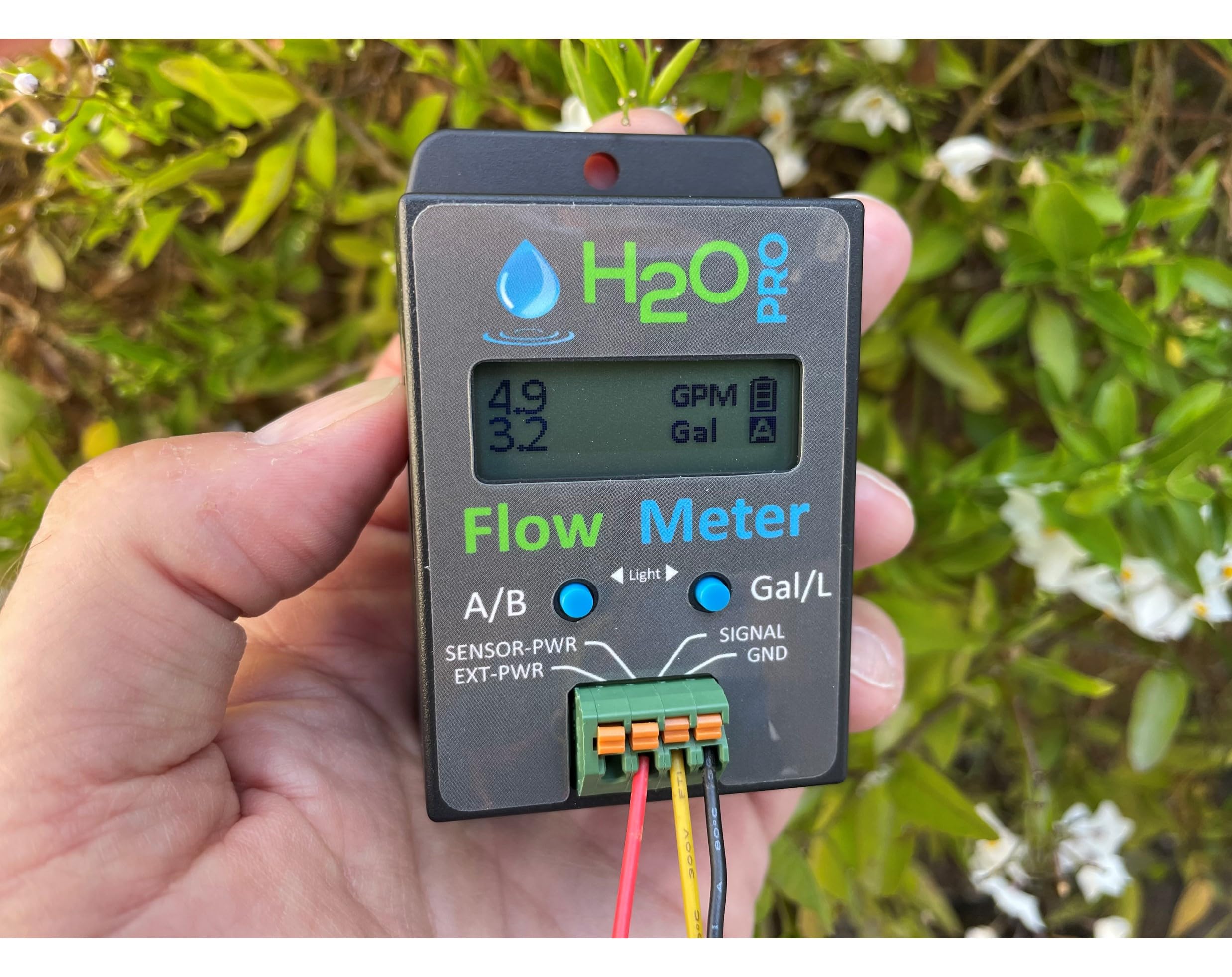 Flow Meter Including Flow Sensor, Digital Display, Flow and Accumulated Volume Measurements in Gallons or Liters, 2 AA Batteries or 1.8-5.5VDC External Power Supply, New! Longer Battery Life