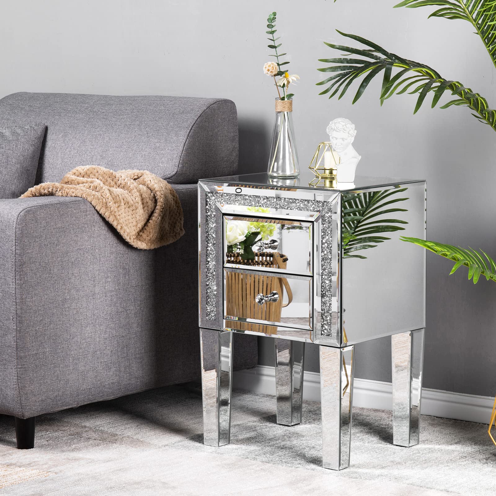 VINGLI Mirrored Nightstand, Mirrored Bedside Table with Drawer, Mirror Silver Night Stand, Mirrored Glass End Table Crushed Diamond Glitter Night Stand for Small Spaces/Bedroom/Living Room, Silver