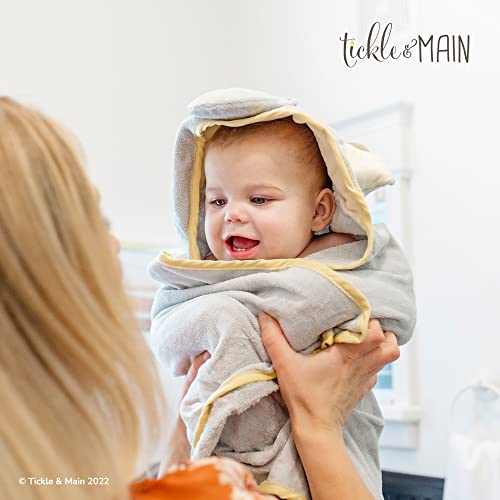 Tickle & Main Rub-a-Dub Gift Set, 5-Piece Bath Set Includes Elephant Hooded Towel, 3 Jungle Safari Squirt Toys, and Book for Boys and Girls!