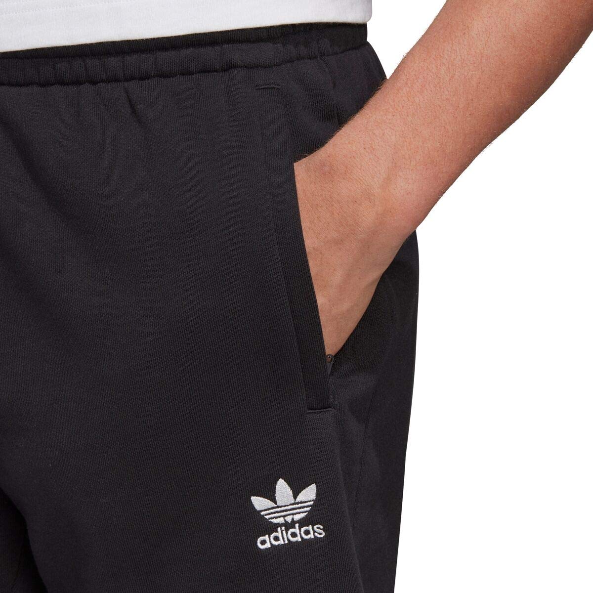 adidas Originals,mens,Trefoil Essentials Shorts,Black,Medium