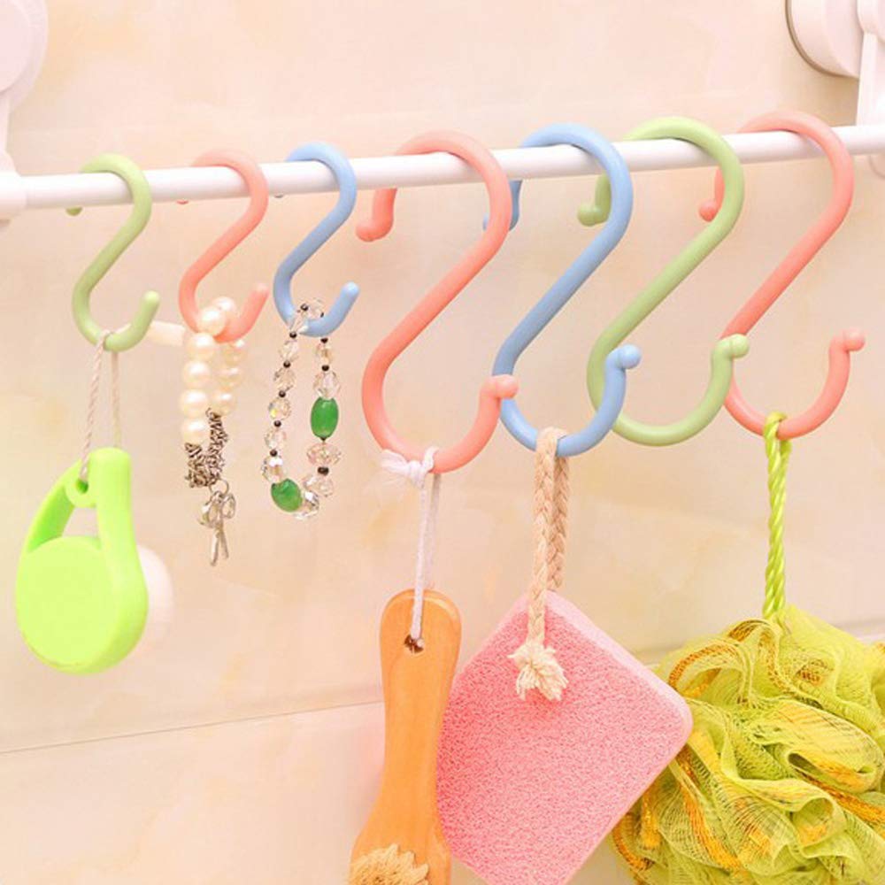 S-Shaped Hooks, Plastic Clothes Hangers Multi-Purpose Storage Racks Portable Key Holders, Durable Hanging Hooks Bathroom Organizers(4Pcs Pink L)