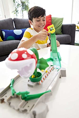 Hot Wheels Mario Kart Track Set Assortment 4 Different Tracks with Mario Kart 1:64 Scale Vehicles and Nemesis From Video Game Gift for Kids 3 Years and Older