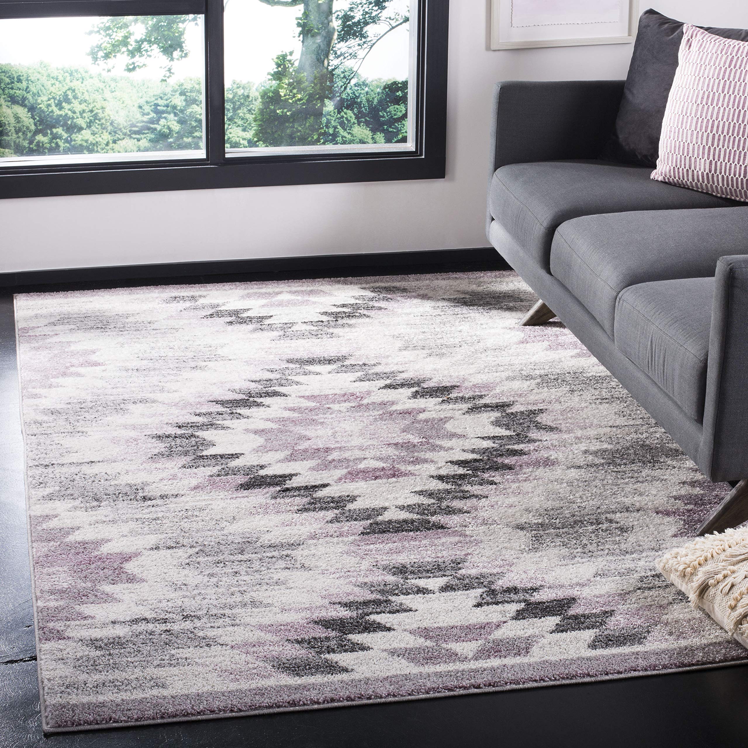 SAFAVIEH Adirondack Collection Area Rug - 6' x 9', Plum & Ivory, Rustic Boho Design, Non-Shedding & Easy Care, Ideal for High Traffic Areas in Living Room, Bedroom (ADR218U)