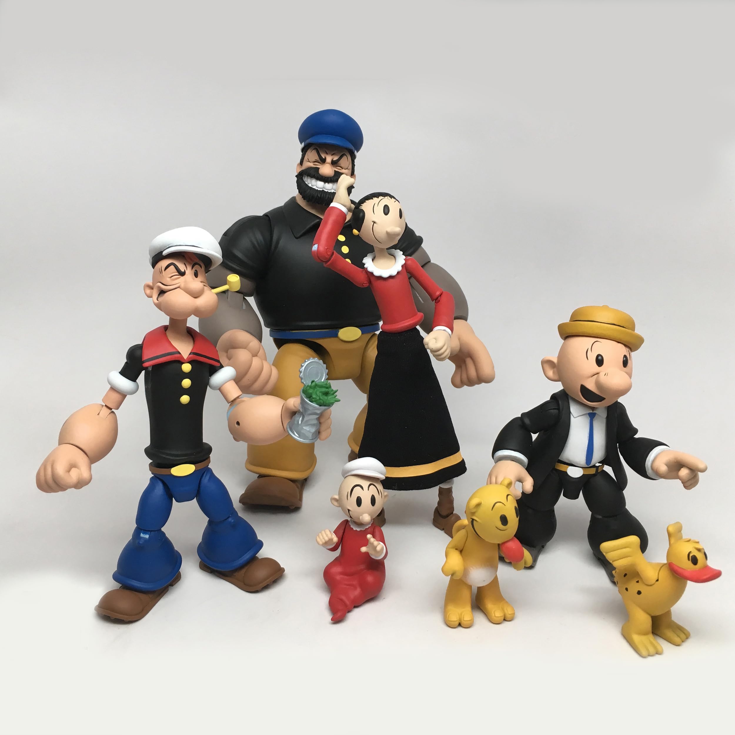 Boss Fight Studio Olive OYL Popeye Classics Wave 1 Action Figure – Highly Articulated Figurine with Accessories Including Swee’ Pea, Fabric Skirt, Alternate Heads and Hand, and Removable Hat - 1:12