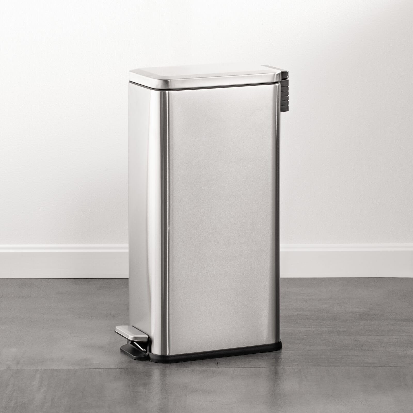 mDesign Slim Metal Rectangle 7.9 Gallon Trash Can with Step Pedal, Easy-Close Lid, Removable Liner - Narrow Wastebasket Garbage Container Bin for Bathroom, Bedroom, Kitchen, Office - Brushed Chrome