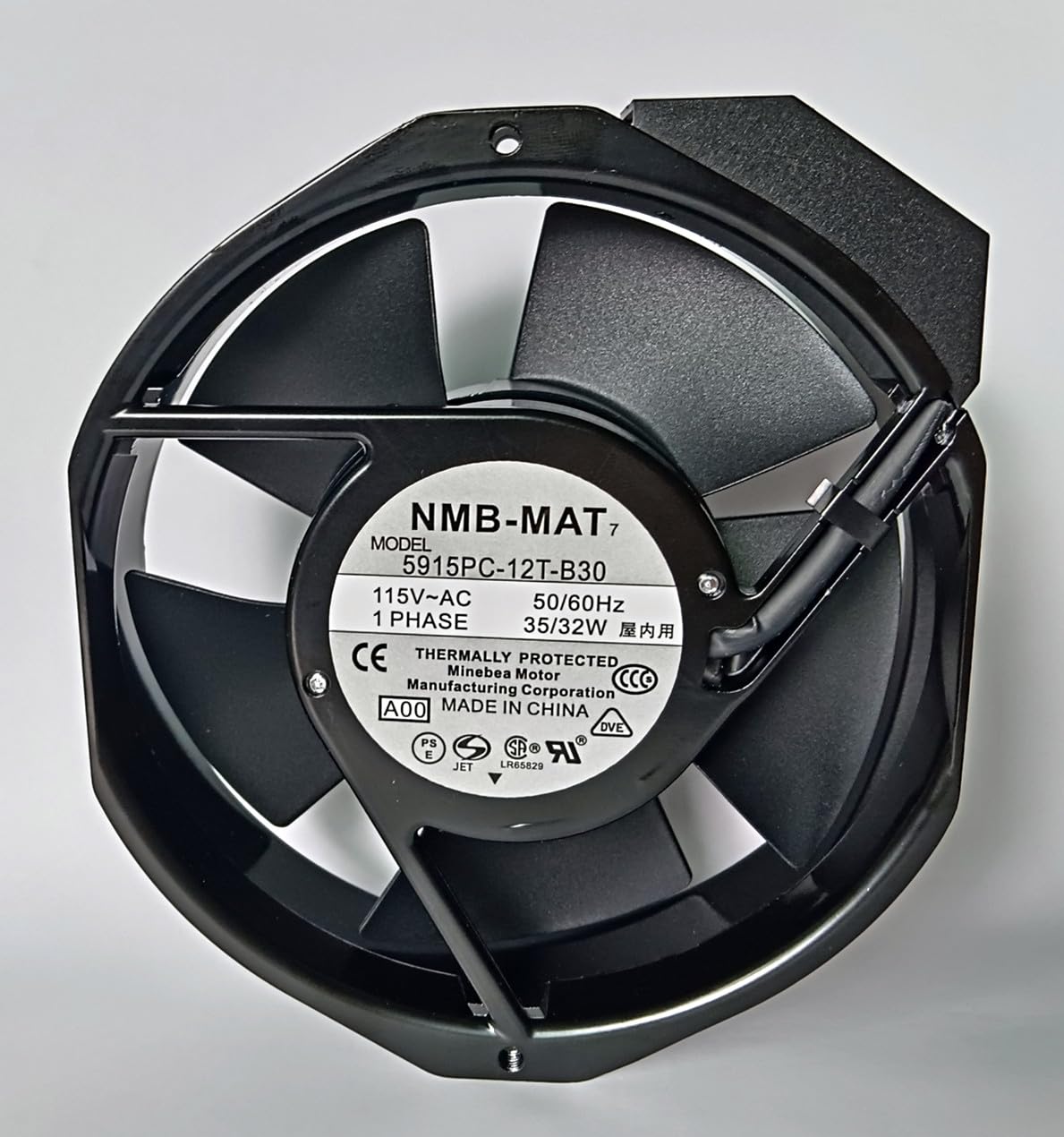 5915PC-12T-B30 Fan 5915PC-12T-B30-A00 115V 50/60Hz 35/32W 172×150×38mm Cooling Fan