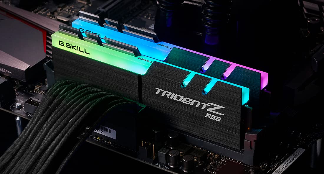 Trident Z RGB 16 Go (2 x 8 Go) DDR4 3600 MHz CL18