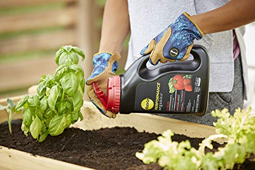 Miracle-Gro Performance Organics Edibles Plant Nutrition Granules - Plant Food with Natural & Organic Ingredients, for Tomatoes, Vegetables, Herbs and Fruits, 2.5 lbs.