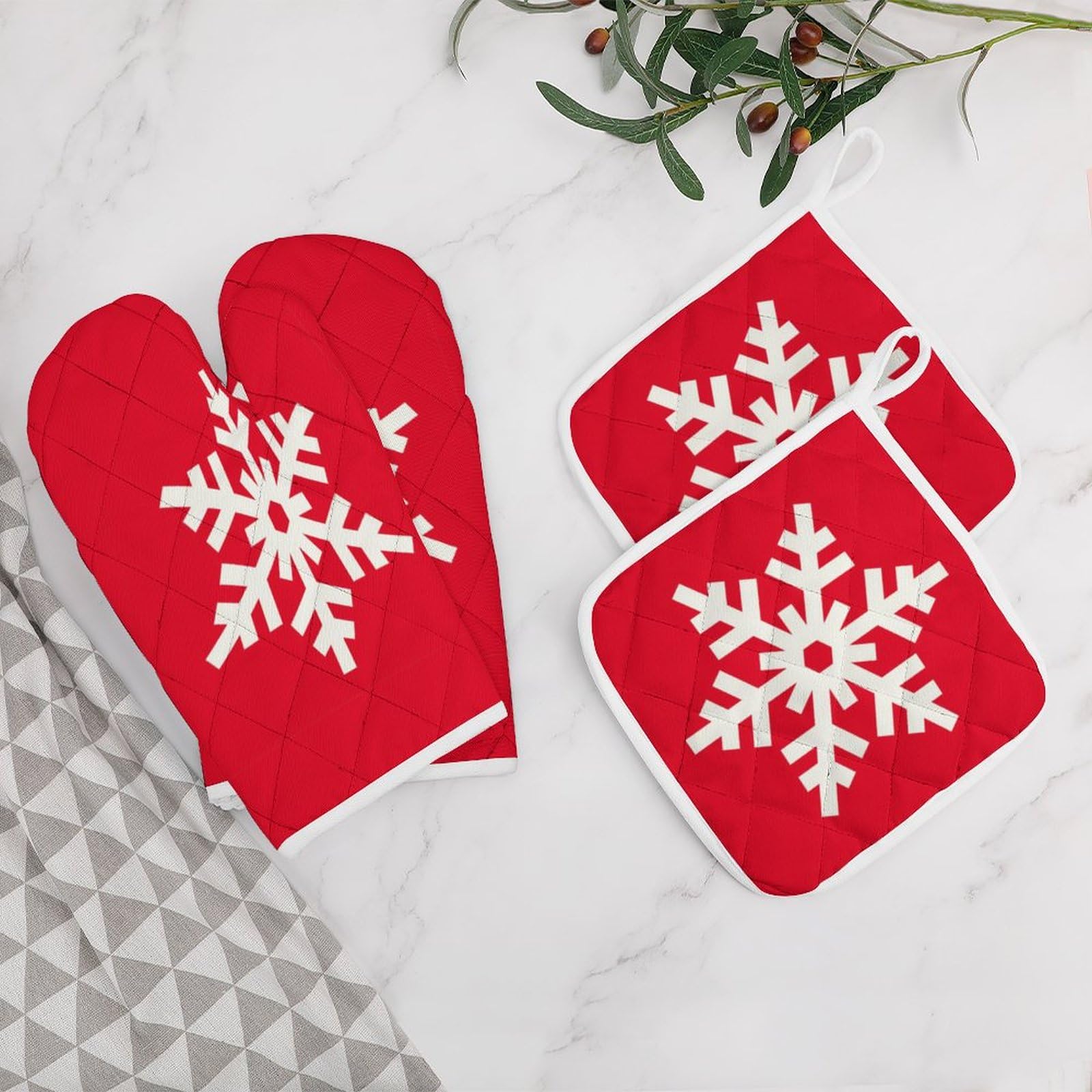 4PCS Oven Mitts and Pot Holders Sets, Red and White Snowflakes Oven Mitts Set Heat Resistant Kitchen Microwave Gloves Safe for Baking,Cooking, BBQ