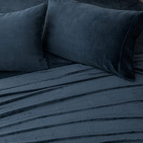 Great Bay Home Extra Soft Velvet Plush Queen Micro Fleece Sheet Set | Deluxe Microplush Non Pilling Sheets, Deep Pocket | Lavish Sherpa Velvet Luxe Collection (Queen, Denim Blue)