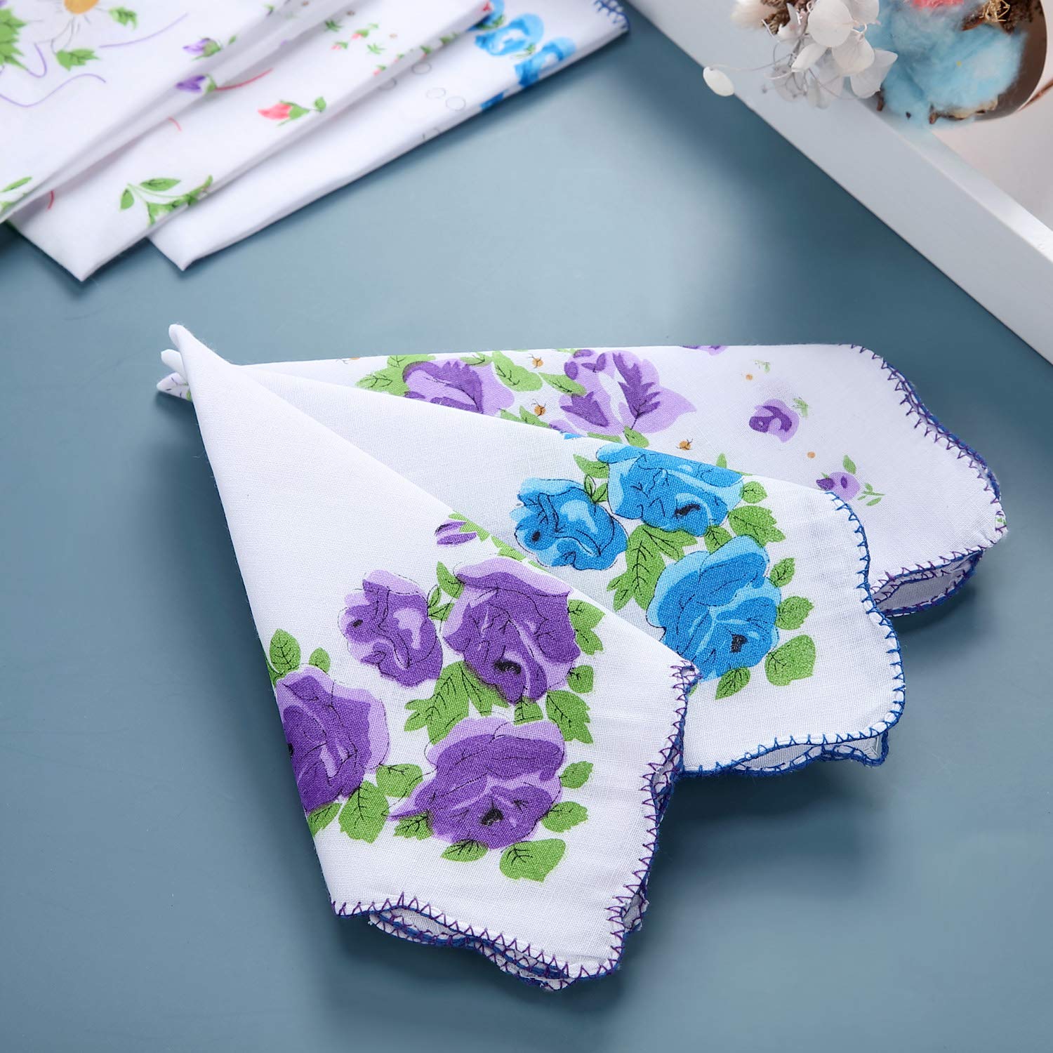 30 Pcs Womens Floral Print Handkerchiefs Vintage Soft Cotton Handkerchiefs Bulk