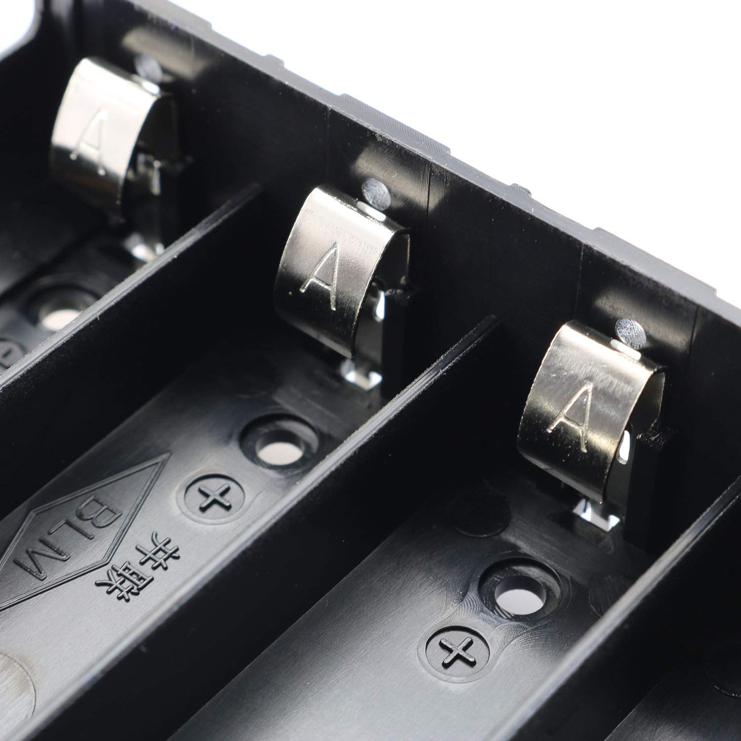 RuiLing 4-Pack 18650 Battery Holder 4 Slots x 3.7V Battery Storage Case DIY Batteries Clip Box with Pin