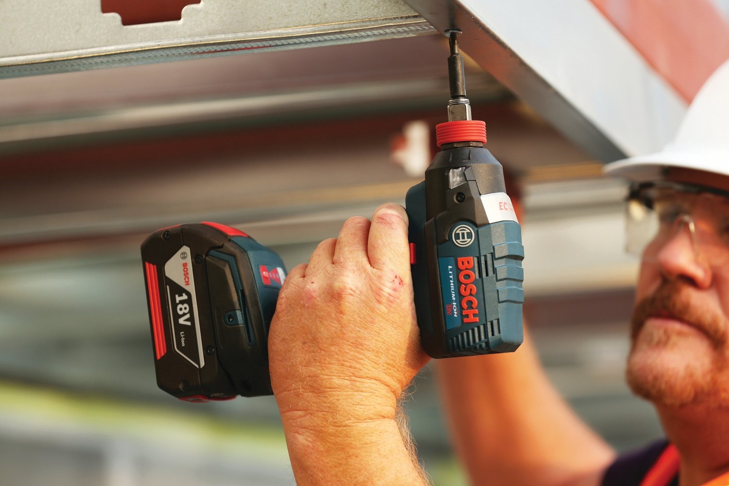Bosch CLPK251-181 18V 2 Tool Combo Kit with 1/4" and 1/2" Socket Ready Impact Driver and 1/2" Hammer Drill/Driver, Blue