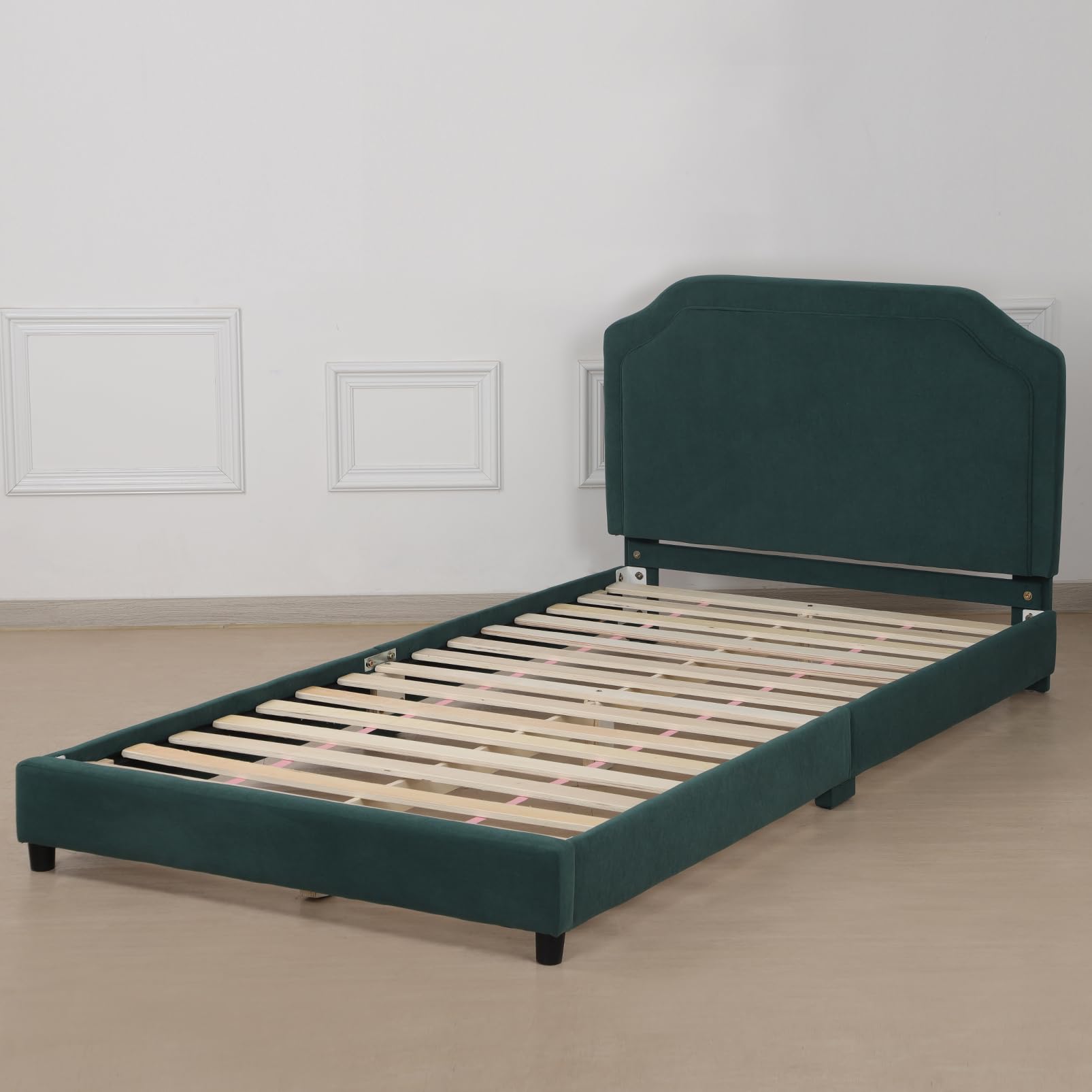 Getifun Upholstered Kids Twin Bed Frame, Velvet Wooden Kids Bed with Adjustable Headboard (Green)