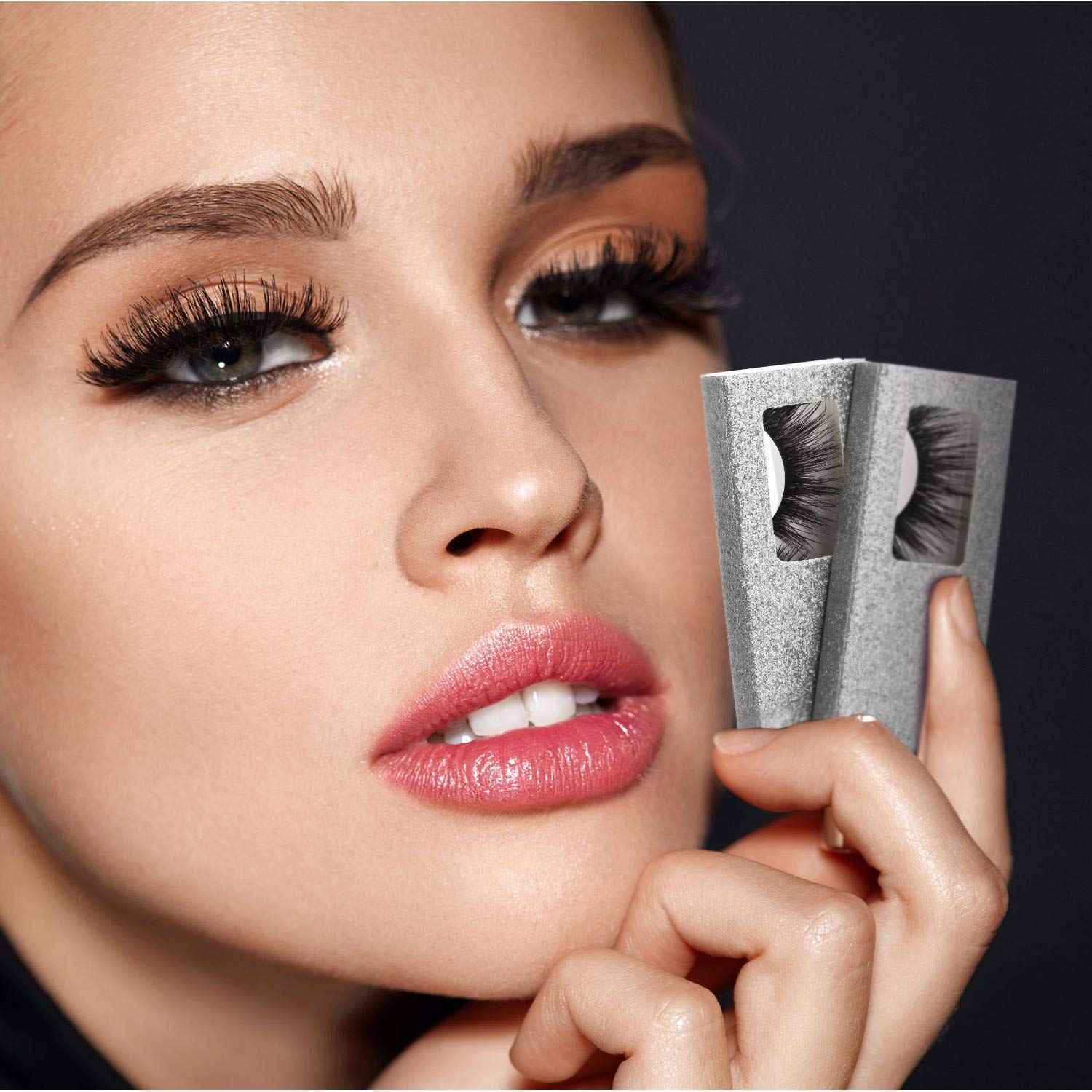 50 Pieces False Eyelash Packaging Box Empty Eyelash Case Glitter Paper Eyelash Storage Box False Lashes Holder Box with Lash Tray for Women Girls Makeup False Eyelashes Care 22mm (Silver)