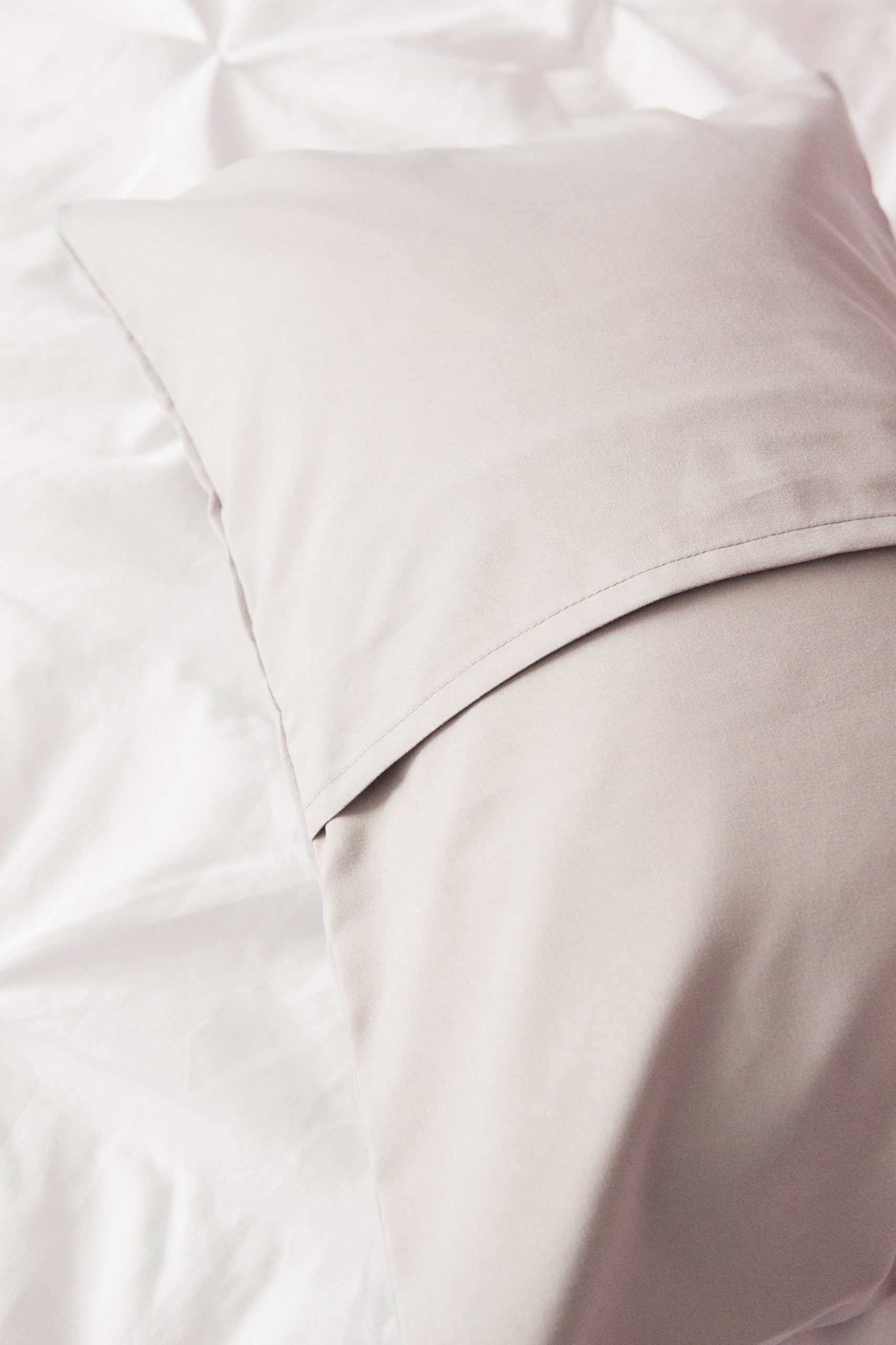 Ella & Max Toddler Pillowcase. Gray. Fits 13x18 & 14x19 Toddler Pillows. Easy to wash & no Ironing. Handmade in USA. Made of Luxury Microfiber Fabric.