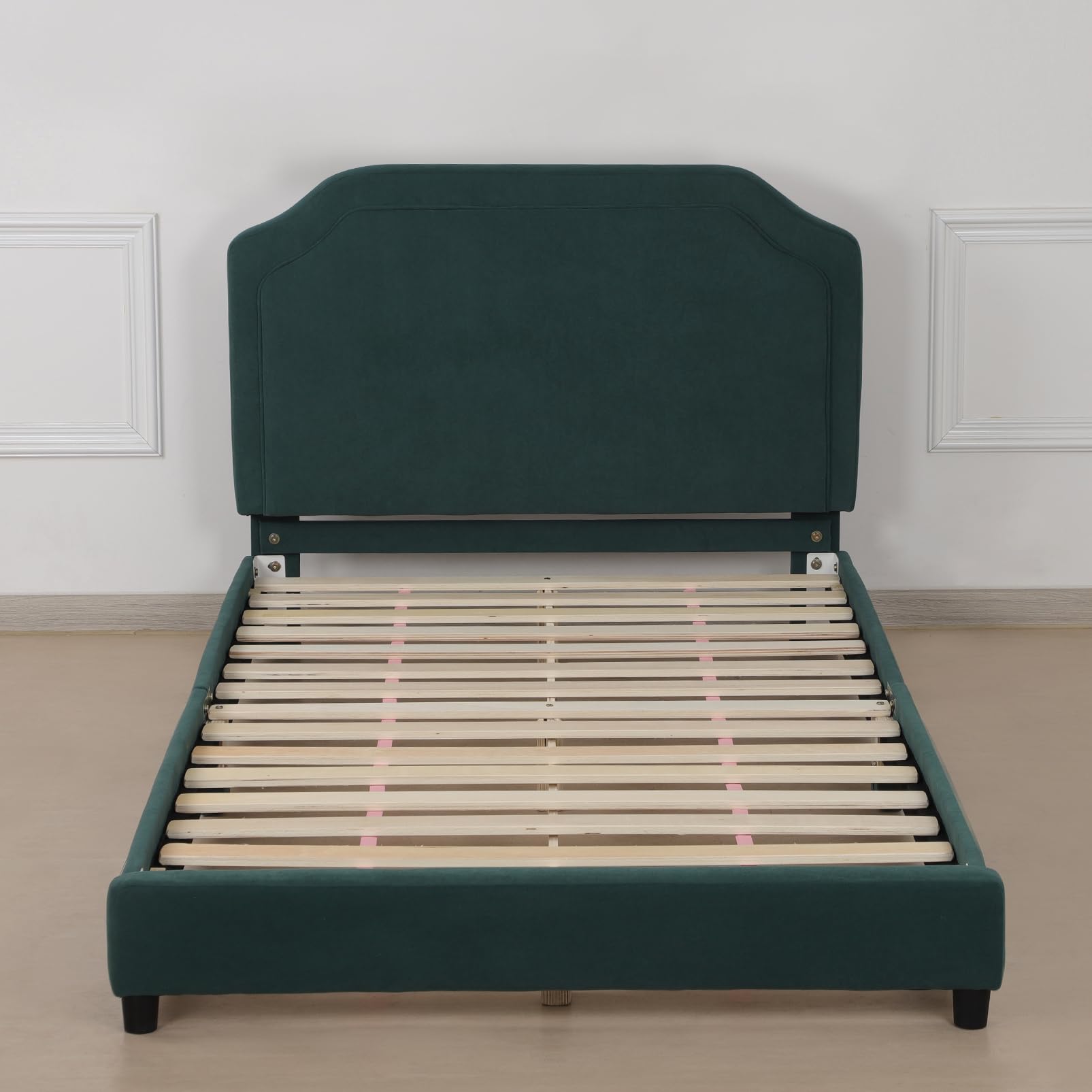 Getifun Upholstered Kids Twin Bed Frame, Velvet Wooden Kids Bed with Adjustable Headboard (Green)