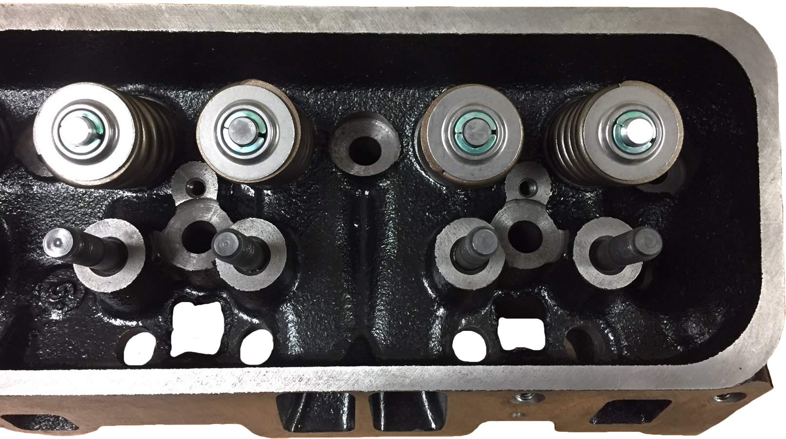 5.0L GM Vortec Marine Engine Cylinder Head. Replaces Mercruiser & Volvo Penta applications years 1997-newer. Replaces Mercruiser 938-8M0087884