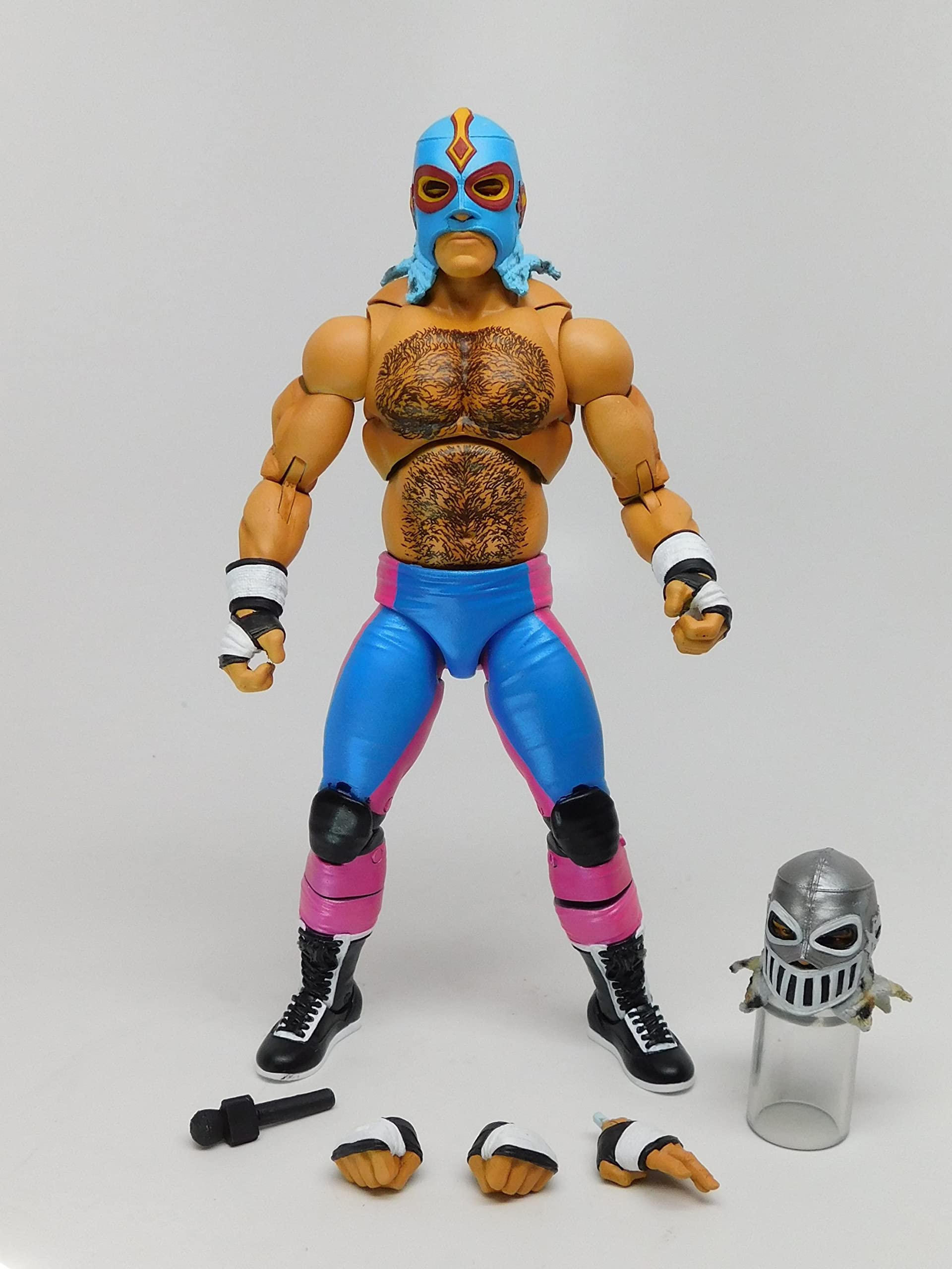 Boss Fight Studio Konnan, Legends of Lucha Libre Premium Collectible Action Figure – Highly Articulated Figurine with Accessories Including Microphone, Interchangeable Hands, and Alternate Mask – 1:12