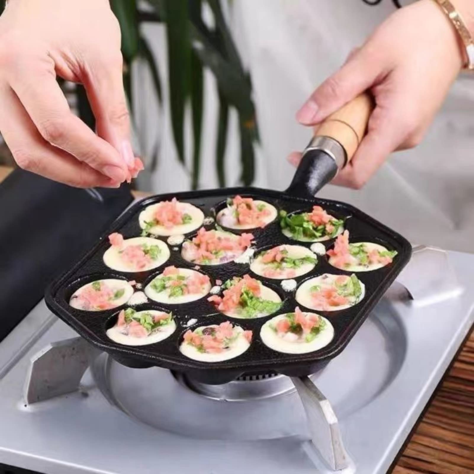 Fdit 14 Hole Takoyaki Pan,Avoid Sticking Cast Iron Octopus Meatball Maker with Removable Handle Suitable for Home Pancake Baking