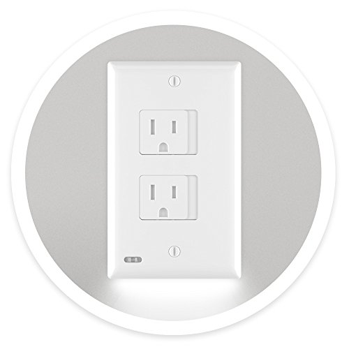 SnapPower 3 Pack SafeLight [for Décor Outlets] - Self-Closing Safety Cover Plate with LED Night Light - Child-Proofing Wall Plate Helps Protect Baby from Electrical Shock - (Décor, White)