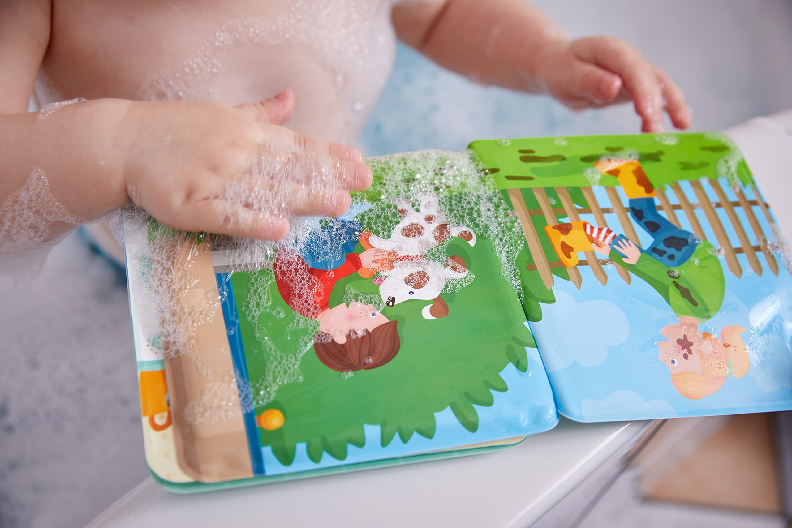 HABA Paul & Pia - Magic Bath Book - Wipe with Warm Water and The Muddy Pages Come Clean