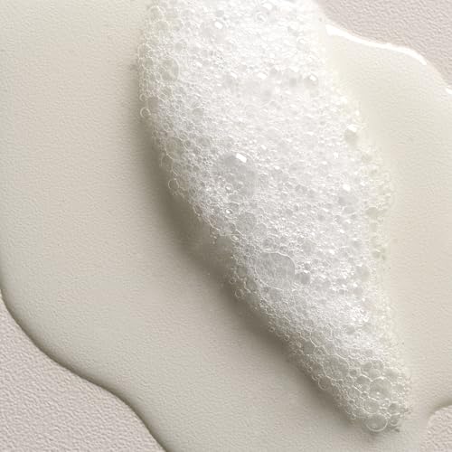 Davines VOLU Shampoo | Volume Shampoo for Fine, Thin Hair Types | Gentle Everyday Volumizing | 8.45 fl oz (Pack of 1)
