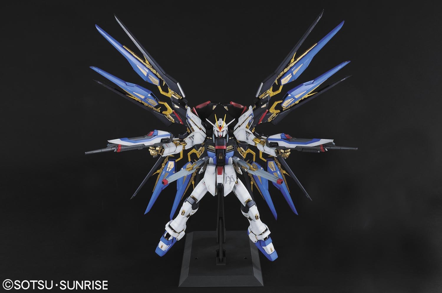 Bandai Hobby Strike Freedom Gundam, Bandai Perfect Grade Action Figure (BAN165506)