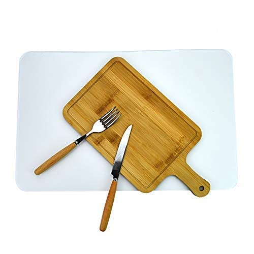 YoleShy 6 Pcs Plastic Placemats, Heat Resistant Washable Table Mats for Dining, Kitchen (17'' x 11'')