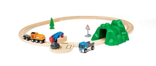BRIO Starter Lift&Load Set Wooden Toy Train Durable | Child Safe | Encourages Creativity | Compatible with All Wooden Railway Sets | Includes Engine, Lorry, Wagon, Track and More