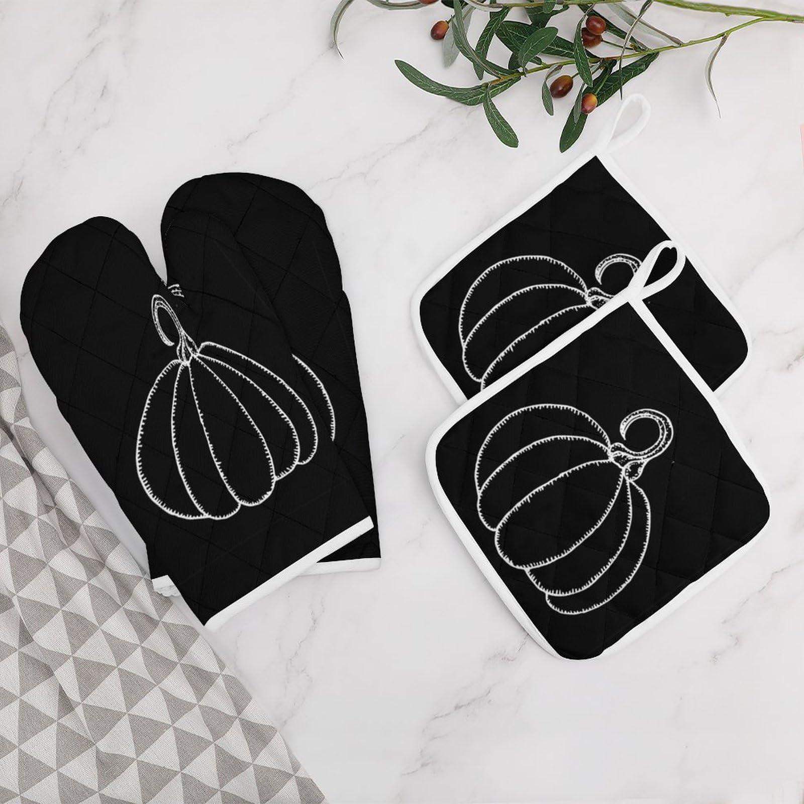 4PCS Oven Mitts and Pot Holders Sets, Happy Halloween Pumpkin Black Oven Mitts Set Heat Resistant Kitchen Microwave Gloves Safe for Baking,Cooking, BBQ