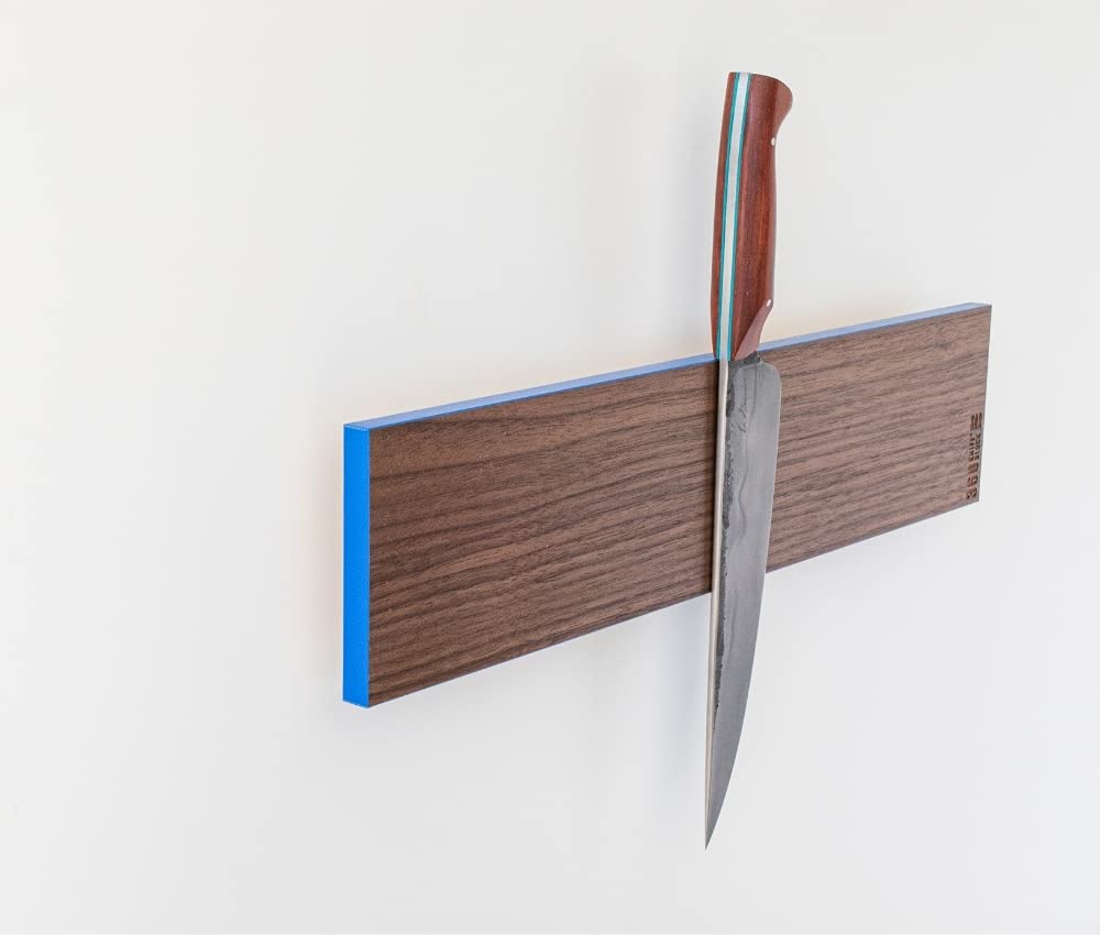 360KnifeBlock BAR - (walnut & blue) 4”x16” wall mount knife BAR - integrated level, steel clips, 2” screws