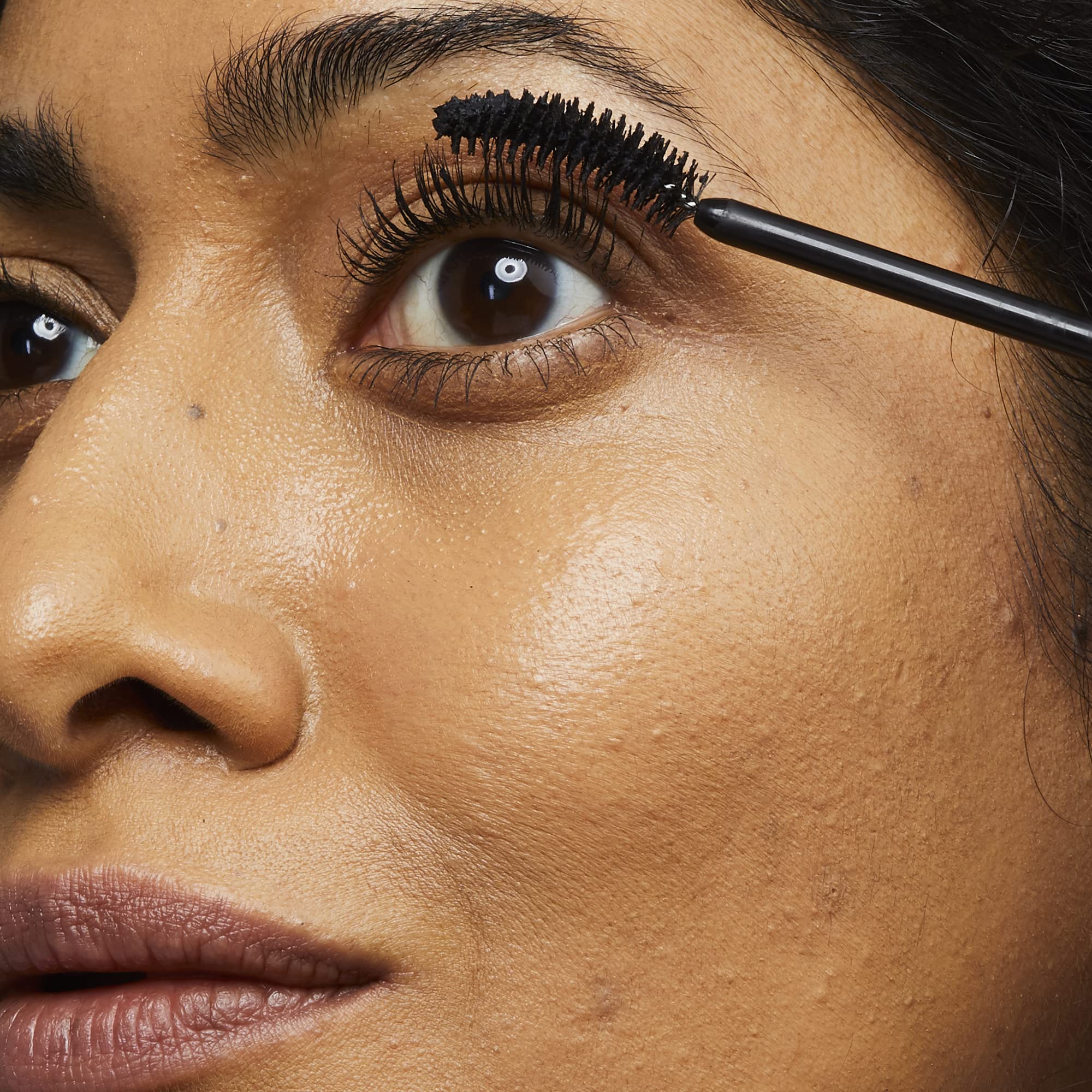 No7 The Full 360 Mascara - Black - Volumizing, Lengthening Mascara for Full, Long Lashes - Clump & Smudge-Free - Up to 24 Hour Wear (7ml)