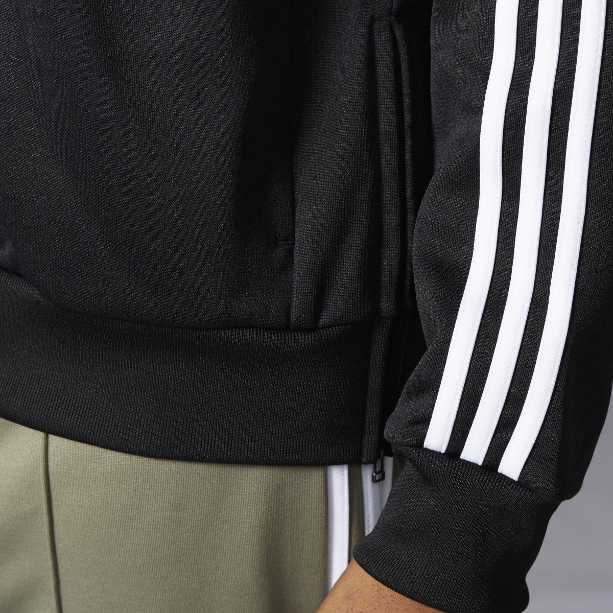 Adidas Originals Superstar Relaxed Men's Track Jacket Black bk3612 (Size S)